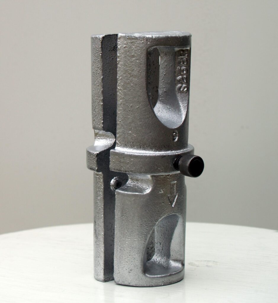 SNAP'n SAFE Round Post Ground-Mount Coupler - Task Force 13